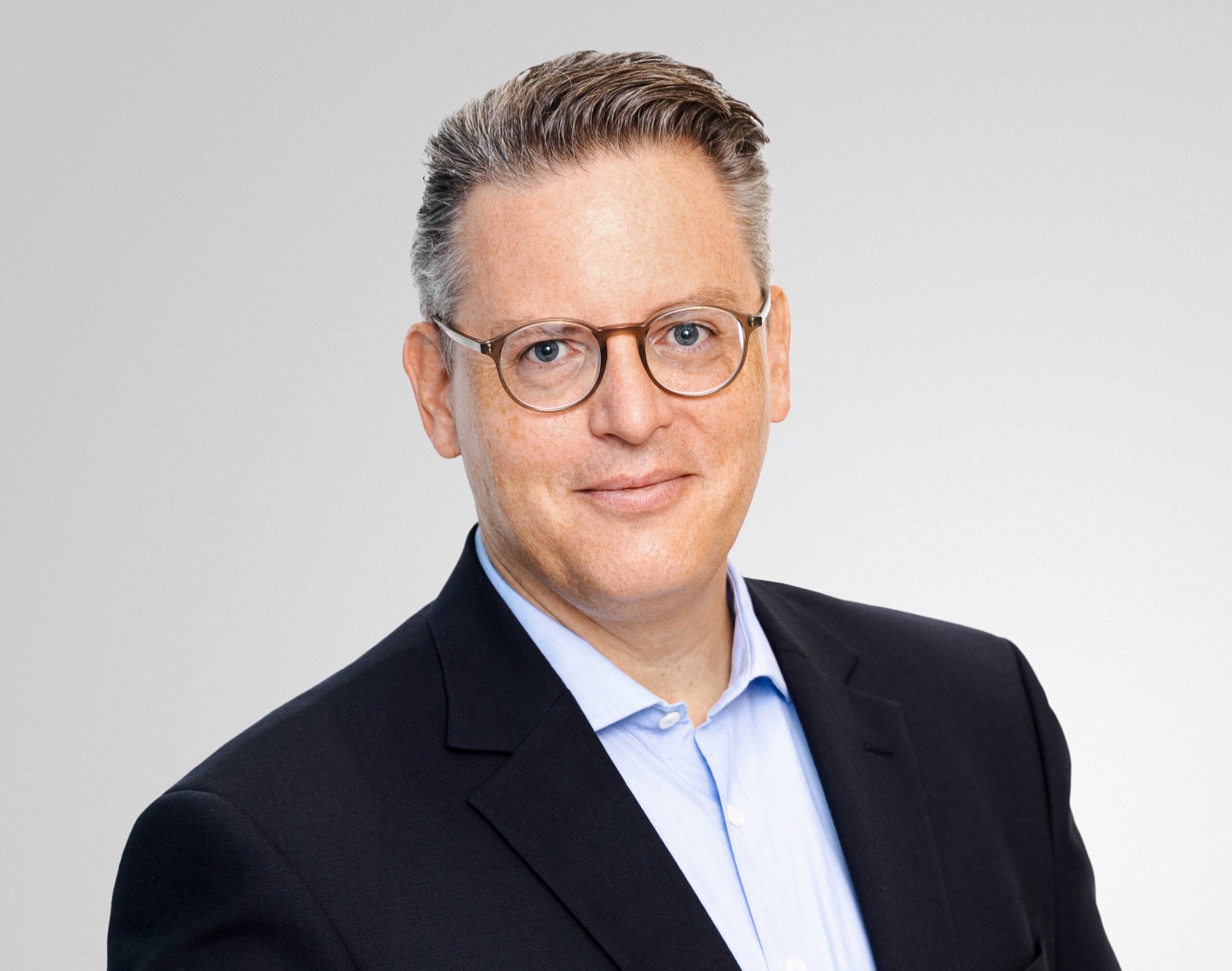 Die Valiant Bank AG mit modernen Workplace-Services von Inventx ...